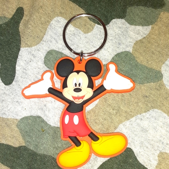 Disney | Accessories | Walt Disney Mickey Mouse Keychain Charm Nrmint ...